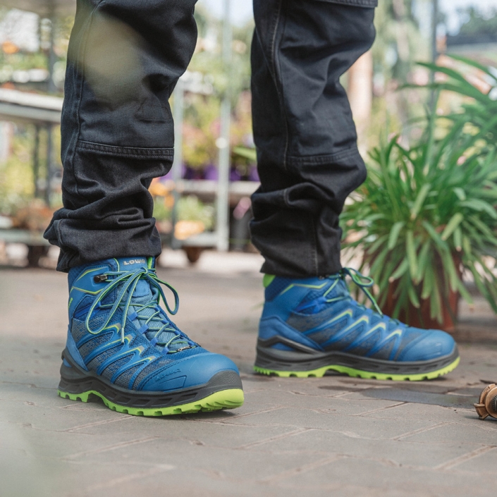 Safety shoes for highest demands - LOWA Work